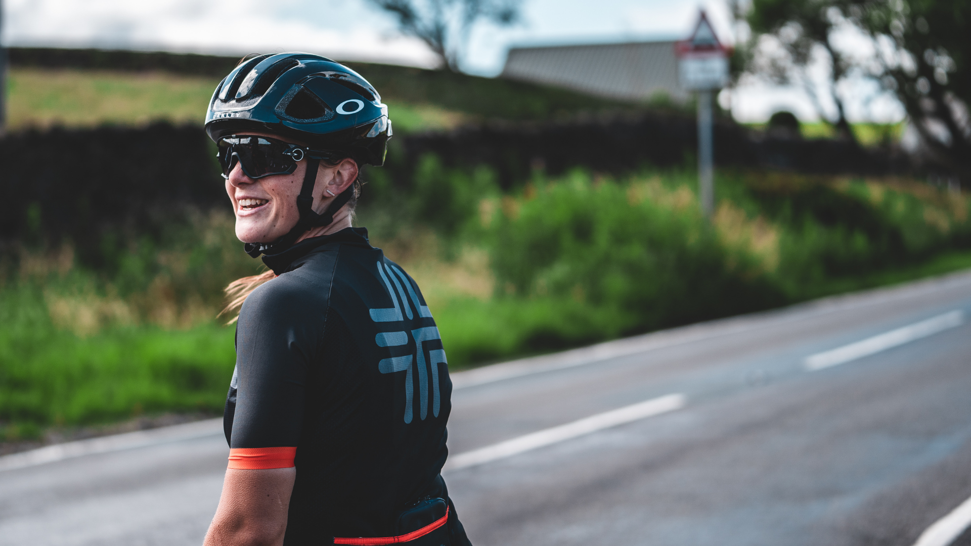 Who rules the world...? – Veloskin